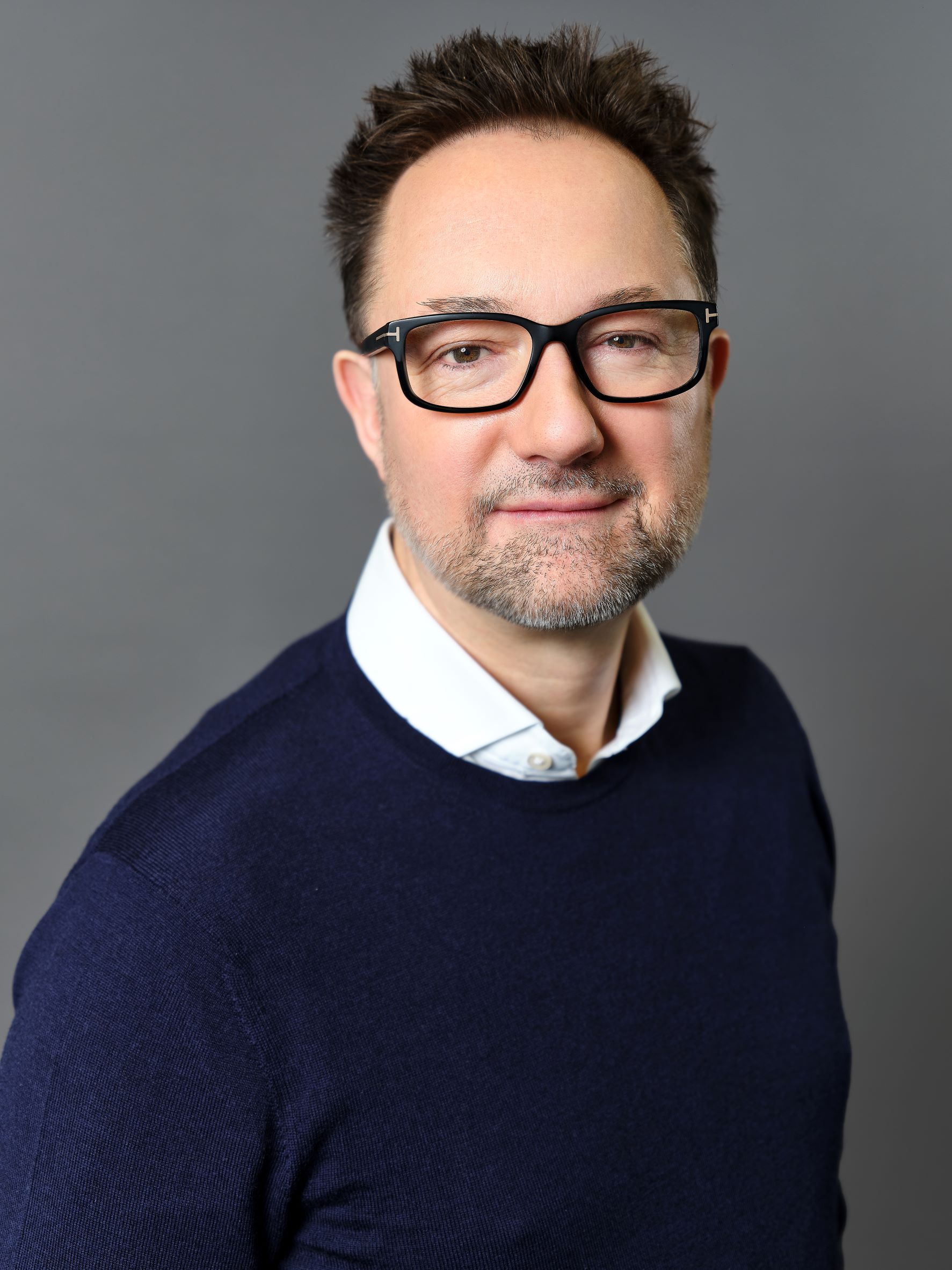 Mister Spex - So kauft man Brillen heute | Corporate Website